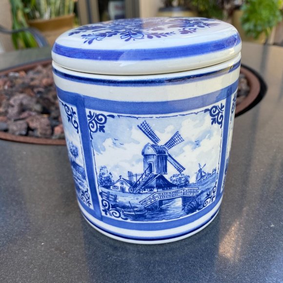 Delft Blauw | Accents | Delft Blauw Hand Painted Ceramic Jar Blue White ...